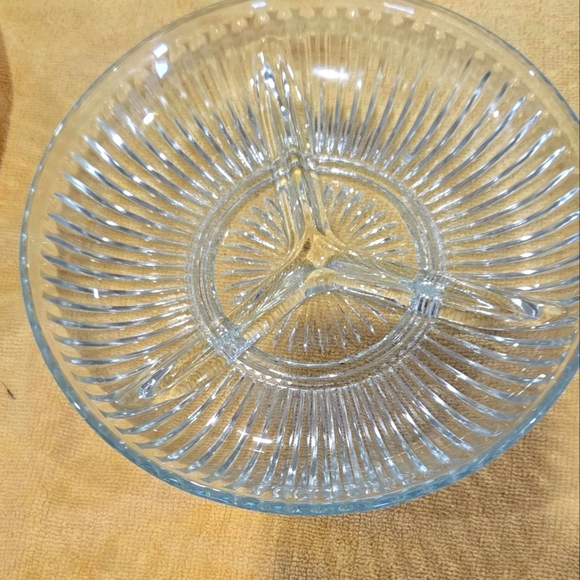 Dining | Elegant Clear Glass Divided Dish | Poshmark